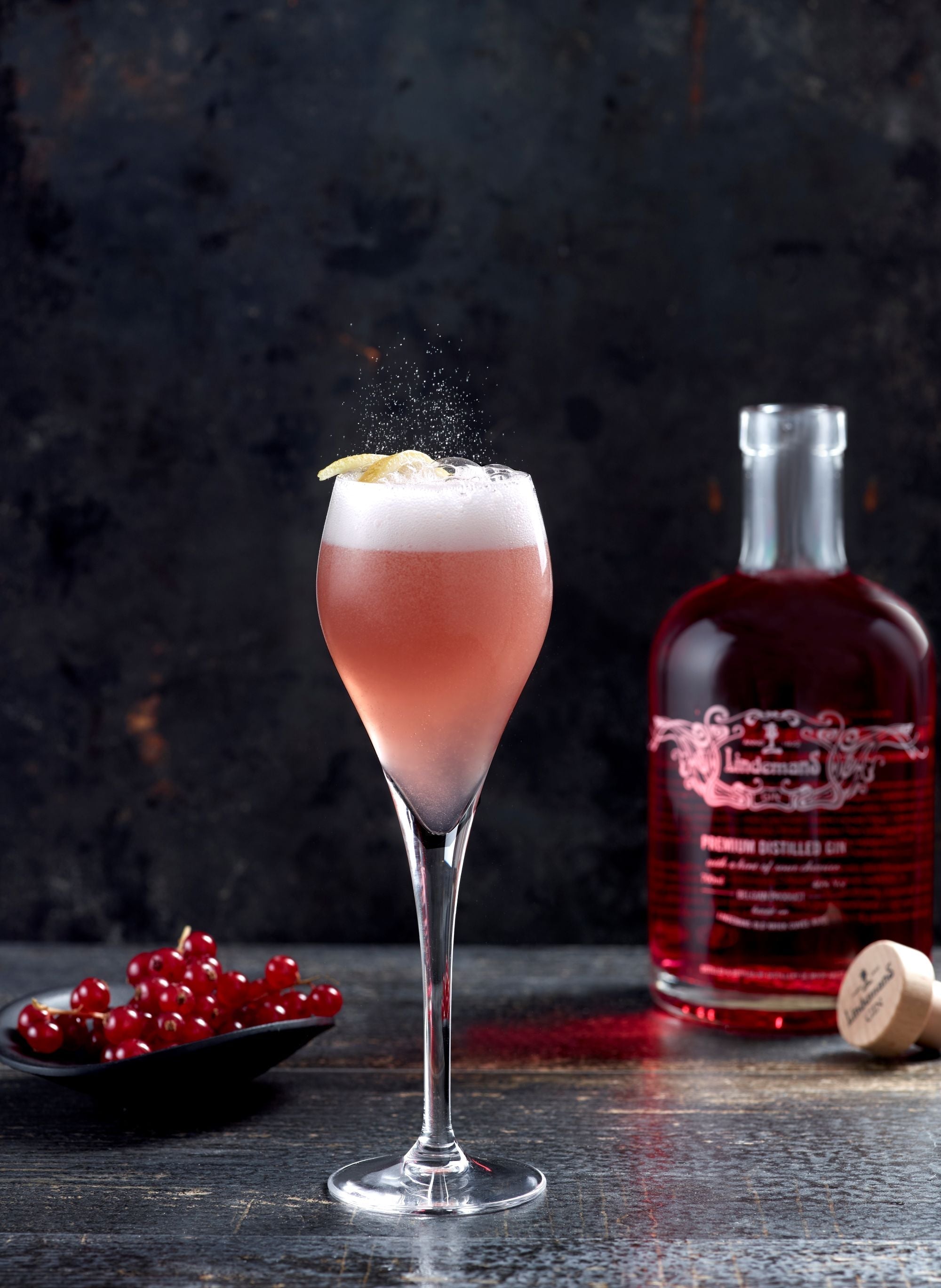 Shimmer & Wonder | Cocktail with Lindemans Premium Distilled Gin Red